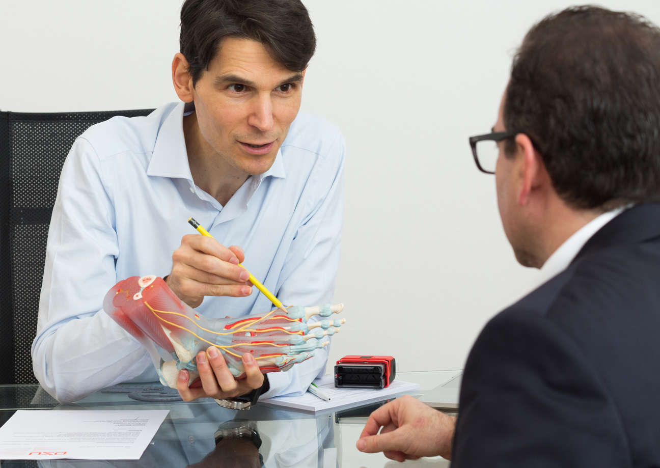 dr-bock-foot-consultation | Priv.-Doz. Dr. Peter Bock